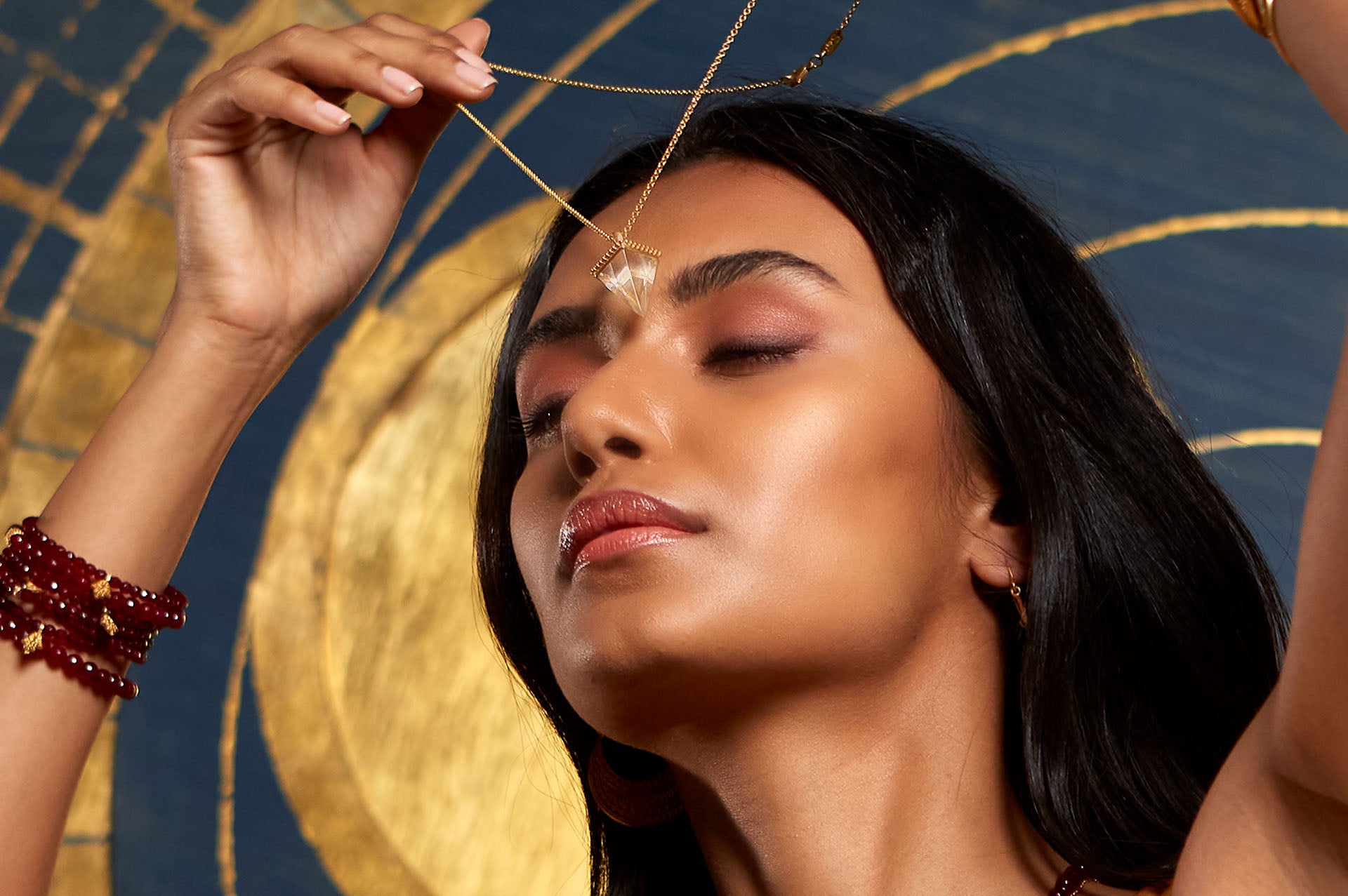 The Mystical Beauty of the Pendulum: What It Is and How to Use It