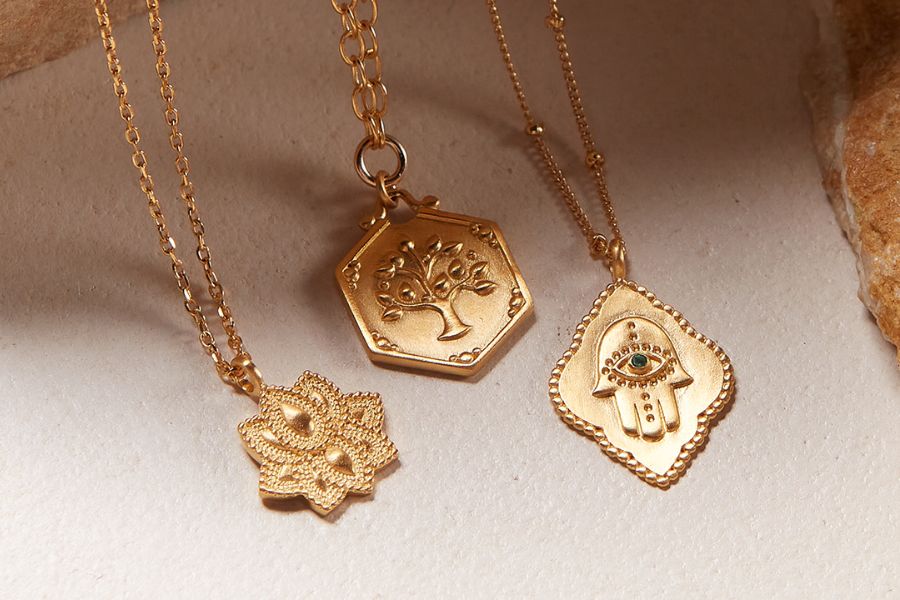 How To Symbolize Rebirth Through Jewelry